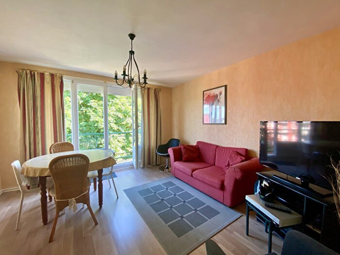 Appartement à vendre - Rousies - 7 pièces - 4 chambres