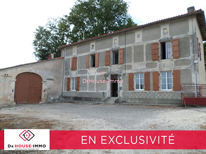 Berneuil - Maison 6 pièces à vendre
