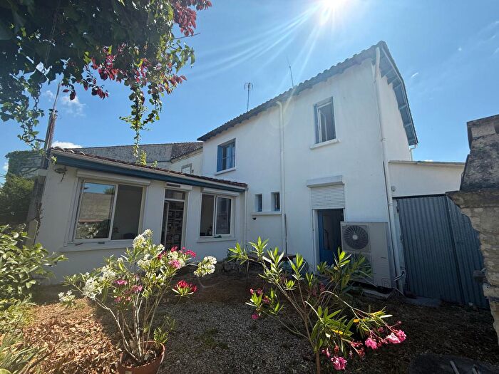 Matha - Maison 6 pièces à vendre