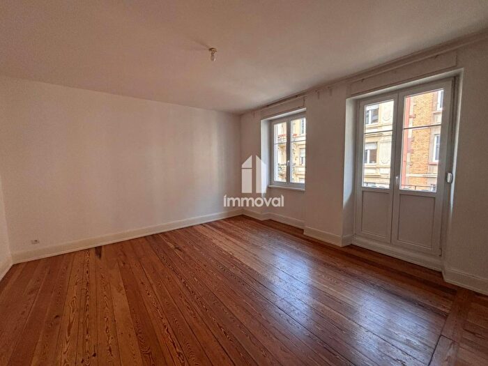Appartement à louer - Strasbourg, Forêt Noire - 3 pièces - 2 chambres