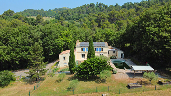 Maison à vendre - Pierrevert - 12 pièces - 9 chambres