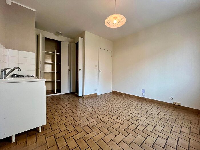 Appartement à louer - Annonay, Centre-ville - 3 pièces - 2 chambres