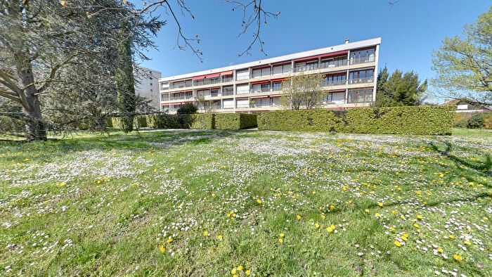 Appartement à vendre - Échirolles, Bayard, La Luire, Vicose, Comboire - 4 pièces - 2 chambres