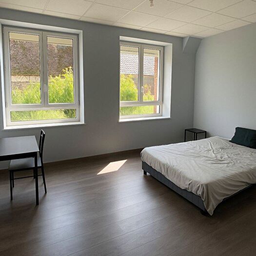 Appartement 1 pièce à Aubigny-sur-Nère, à louer