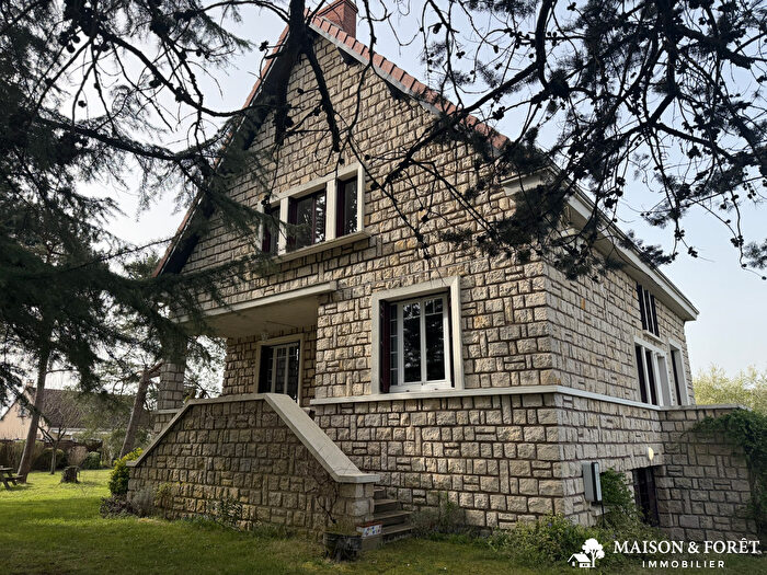 Maison à vendre - Ouzouer-sur-Loire - 8 pièces - 5 chambres