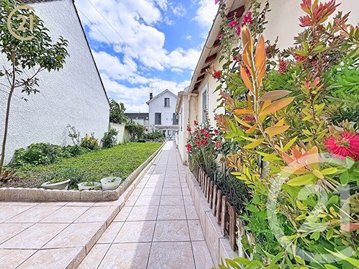 Maison 5 pièces à Bondy, Le Saule Blanc, à vendre