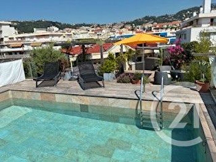 Nice - Appartement 4 pièces à louer