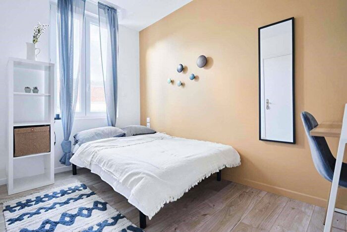 Appartement à louer - Saint Acheul, Amiens - 1 pièce