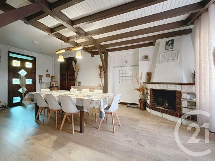 Appartement 7 pièces à Corbeil-Essonnes, Rive droite, à vendre