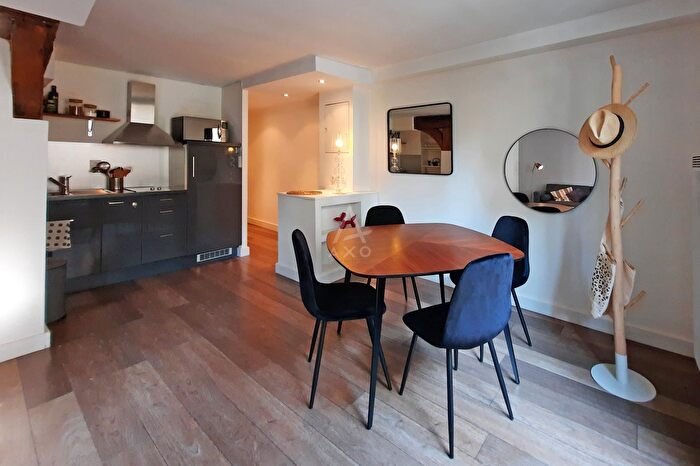 Appartement à vendre - Paris e , Sorbonne, Quartier Latin - 2 pièces - 1 chambre