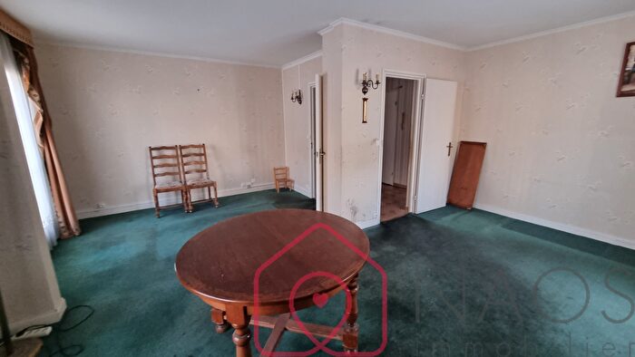 Appartement à vendre - Meudon, Meudon la Forêt - 4 pièces - 2 chambres