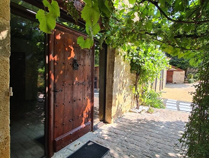 Saint-Cybranet : Maison 8 pièces à vendre