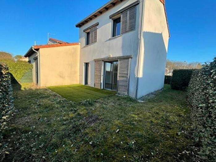 Maison à louer - Saint-Geniès-Bellevue - 4 pièces - 3 chambres