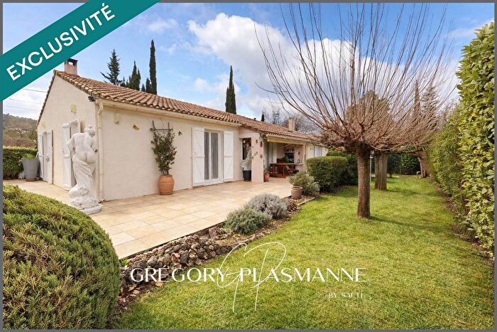 Maison à vendre - Garéoult - 5 pièces - 4 chambres