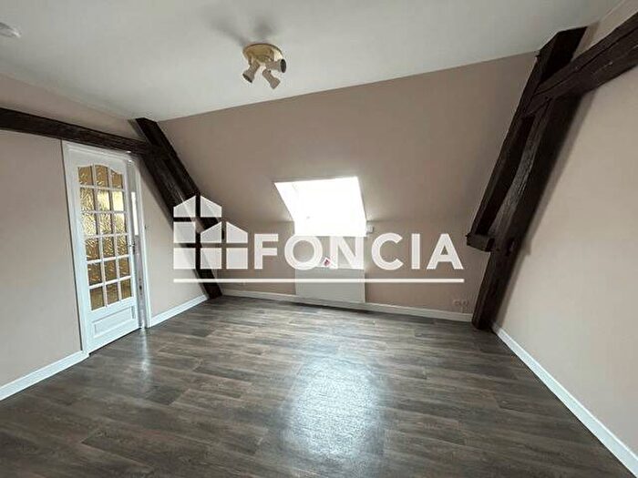 Appartement à louer - Bruyères-et-Montbérault - 3 pièces - 2 chambres