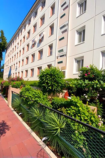 Appartement à vendre - Le Plessis-Robinson, Cité Basse - 5 pièces - 3 chambres