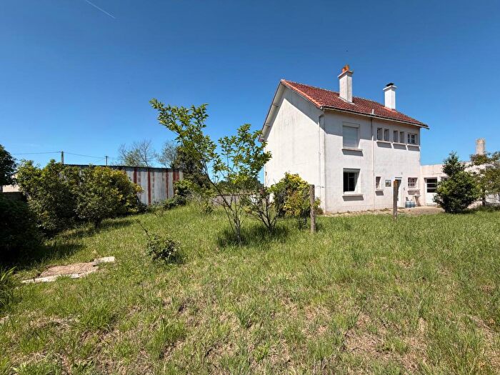 Pont-Saint-Martin : Maison 5 pièces à vendre