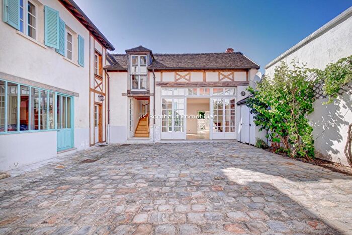 Maison 12 pièces à Bougival, à vendre