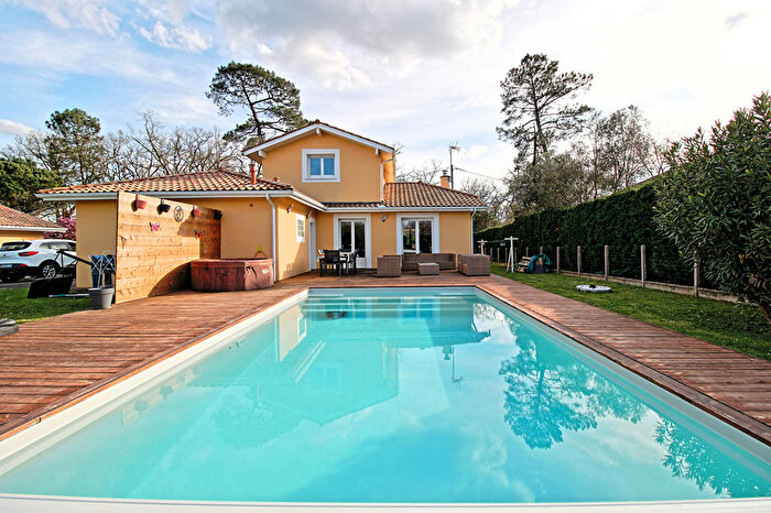 Maison à vendre - Dax, Le Gond - 6 pièces - 4 chambres