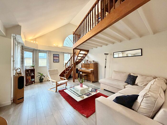 Appartement à vendre - Verrières-le-Buisson, Centre-ville - 6 pièces - 4 chambres