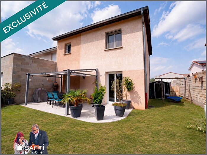 Maison 4 pièces à Villars-les-Dombes, à vendre