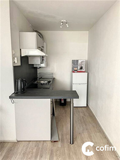 Appartement à louer - Pau - 2 pièces - 1 chambre