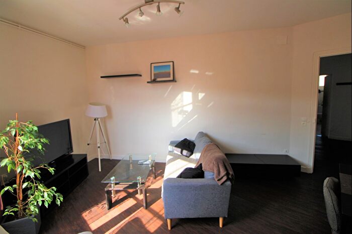 Appartement à louer - Reims, Barbâtre - 3 pièces - 2 chambres