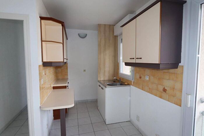 Appartement à louer - Savigny-Primevères, Sevran - 2 pièces - 1 chambre