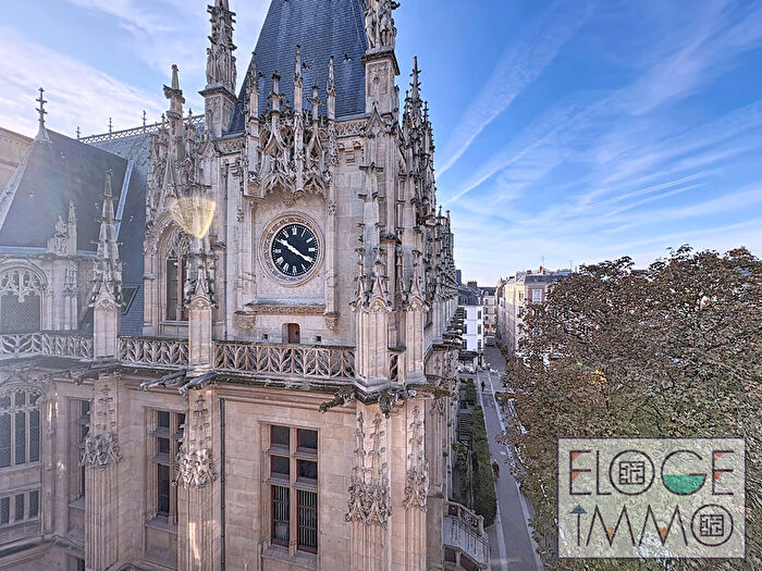 Appartement à vendre - Rouen, Vieux Marché, Cathédrale - 3 pièces - 2 chambres