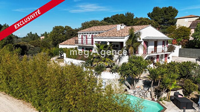 Nîmes, La Gazelle, Ventabren : Maison 9 pièces à vendre
