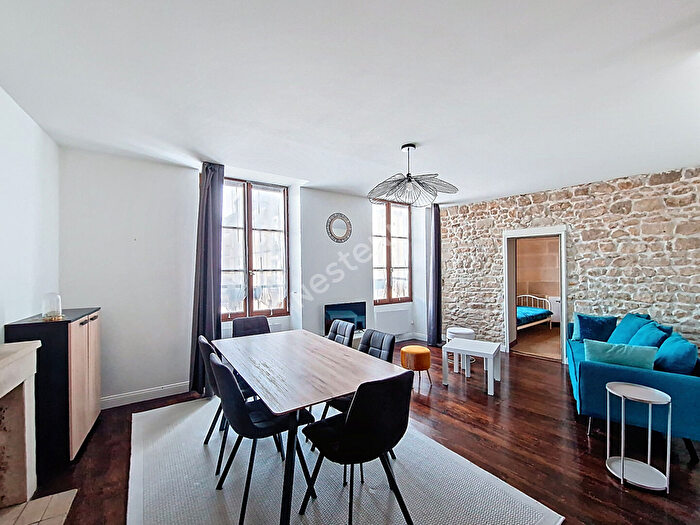 Appartement à louer - Poitiers, Centre-ville - 3 pièces - 2 chambres