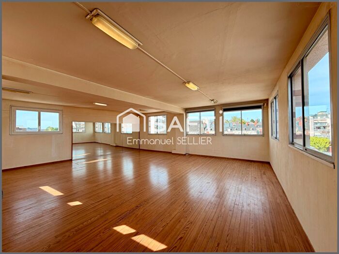 Appartement 3 pièces à Vierzon, Centre-ville, à vendre