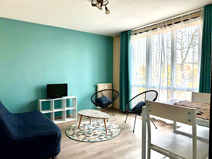 Appartement à louer - Troyes, Cathédrale - 1 pièce