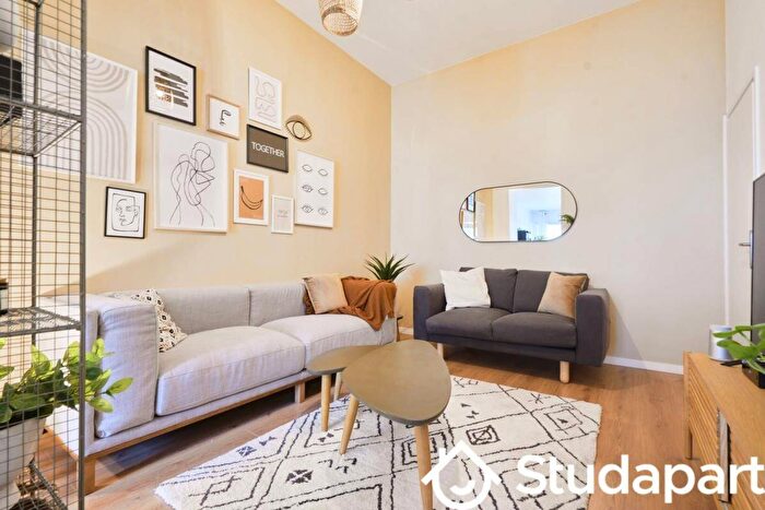 Appartement à louer - Vauban Esquermes, Lille - 1 pièce - 4 chambres