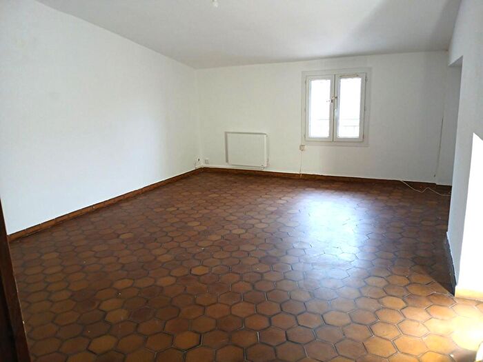 Le Val : Appartement 4 pièces à louer