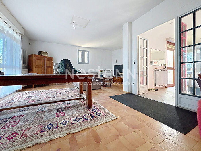 Maison à vendre - Ouveillan - 6 pièces - 4 chambres