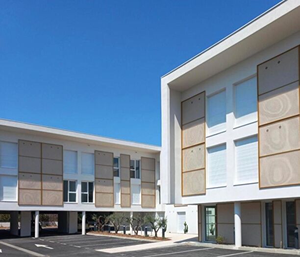 Appartement à louer - La Garde, Les Plantades, Saint-Michel - 1 pièce