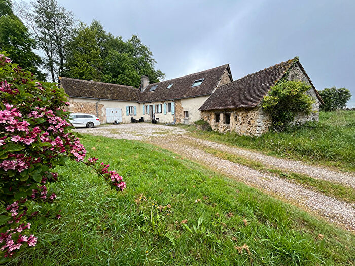 Maison 6 pièces à Monhoudou, à vendre