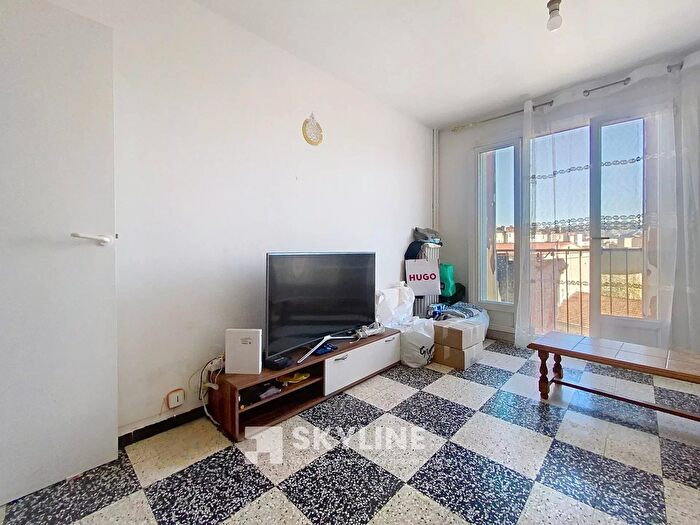 Appartement à vendre - Marseille e , La Joliette - 2 pièces - 1 chambre