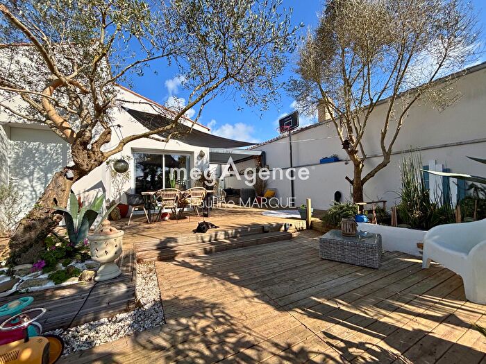 Maison à vendre - Olonne-sur-Mer, Bréchoire, La Garnaudière, La Bauduère, La Penouillière - 5 pièces - 3 chambres