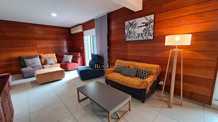 Appartement à louer - Saint-André, Mille Roches, Rivière du Mât les Hauts, Porte des Salazes - 5 pièces - 4 chambres