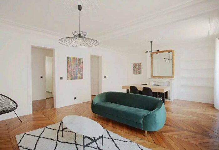 Appartement à louer - Ternes-Maillot, Paris ème arrondissement - 2 pièces - 1 chambre