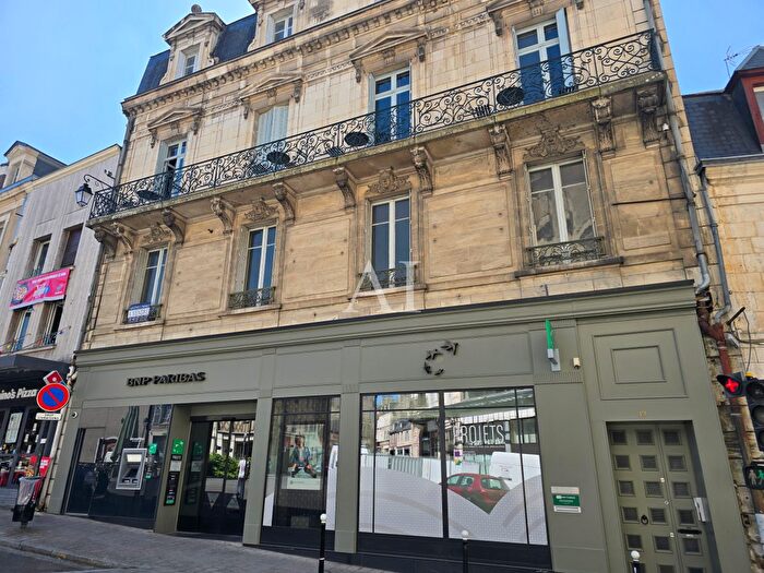 Appartement à vendre - Bourges, Centre-ville, Charlet, Lahitolle, Pignoux, Sembat - 5 pièces - 3 chambres