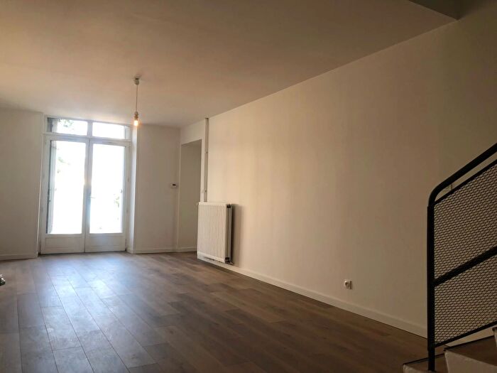Varrains - Appartement à louer