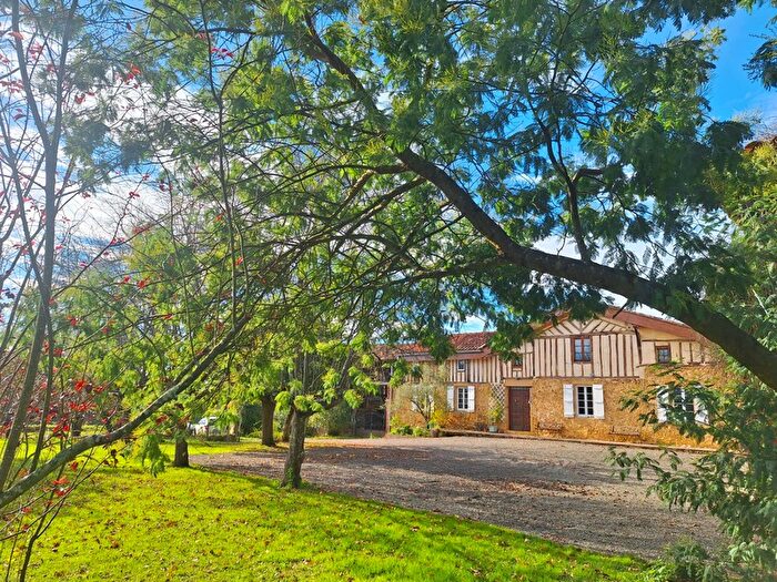 Le Houga - Maison 8 pièces à vendre