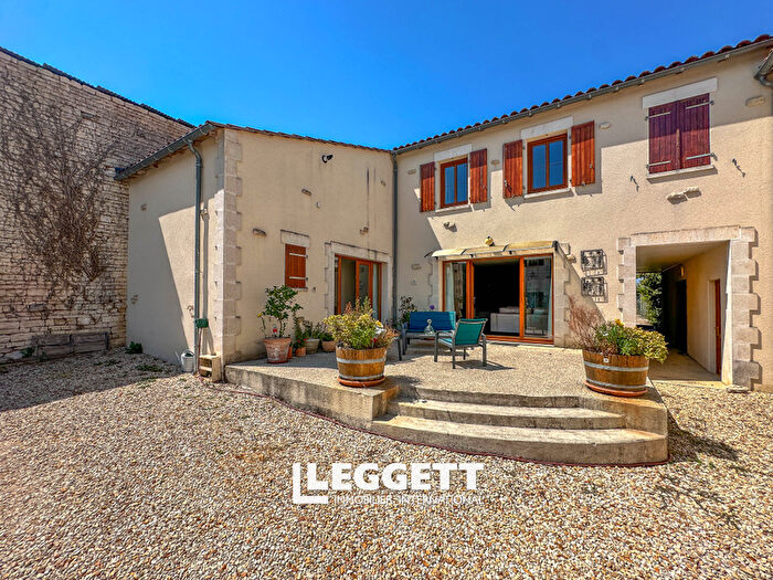 Maison 6 pièces à vendre à Chassors