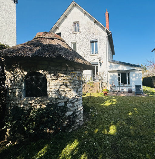 Maison à vendre - Bourges, Centre-ville, Charlet, Lahitolle, Pignoux, Sembat - 7 pièces - 4 chambres