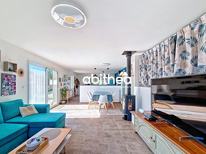 Maison à vendre - Mortagne-sur-Gironde - 4 pièces - 2 chambres