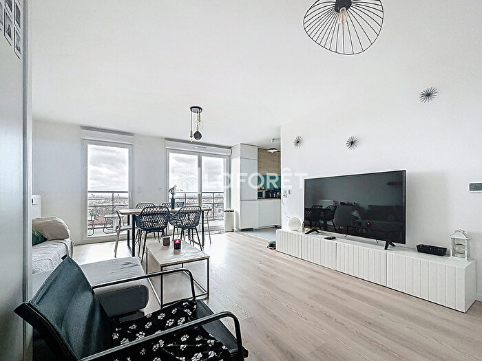 Appartement à vendre - Champigny-sur-Marne, Le Plateau - 4 pièces - 2 chambres