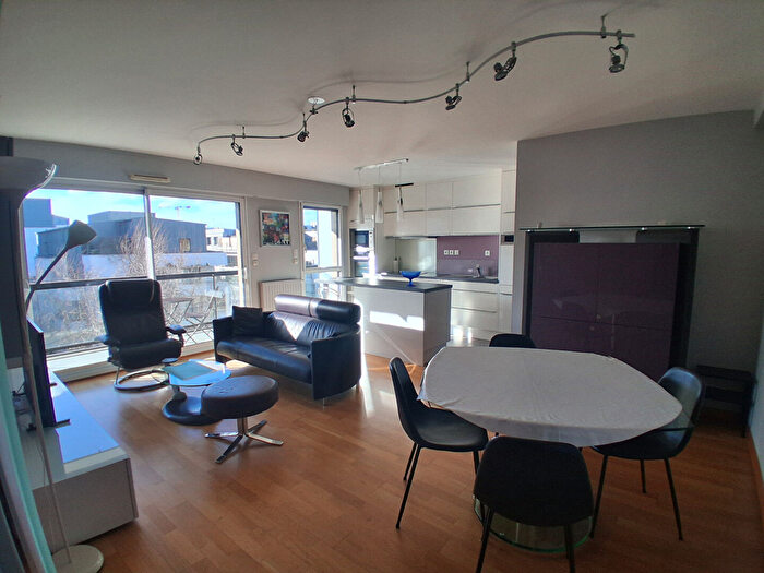 Appartement à louer - Quartiers Ouest, Bourg lEvesque - 3 pièces - 2 chambres